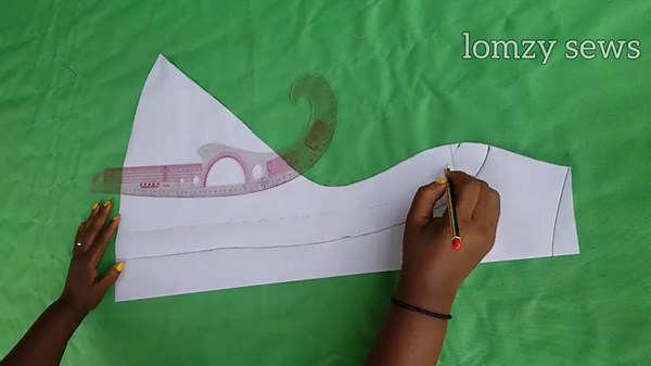 How to Cut And Sew a MERMAID SKIRT with Tail | MERMAID DRESS TUTORIAL | MERMAID SKIRT TUTORIAL