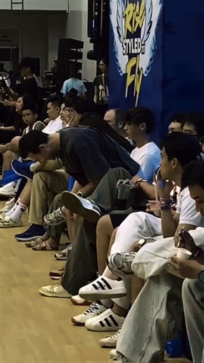 15K views · 236 reactions | Vị khách đặc biệt nhất trên sân nhà Ho Chi Minh City Wings hôm ấy 凉 #vba2026 #bongroVBA #VBA | VBA | Facebook