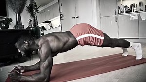 A simple HOLD can be as challenging as any exercise. Working Abs and Core with trainer @daniel.shoneye | Fit Media Channel