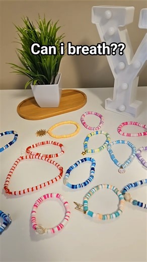 watch till the end 🤣 #smallbusiness #claybracelet #bracelet