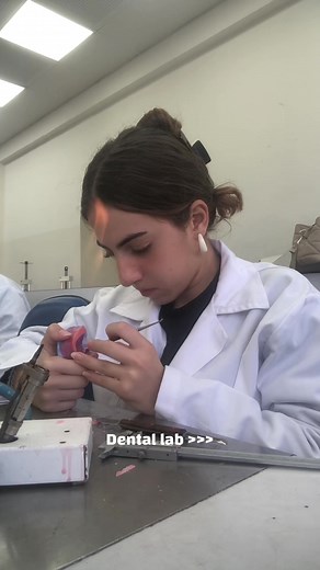 Dental Lab: Enhancing Dental Vibes