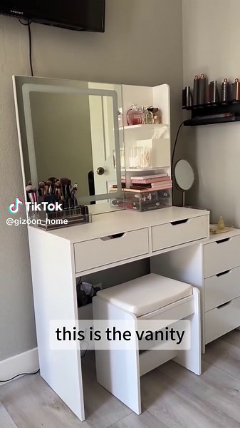 As you can see, this is an introductory video. #tiktokshopholidayhaul #beautyfinds #makeupvanitywithlights #wayfairdresser #ledvanitymirror #blackfriday #cybermonday