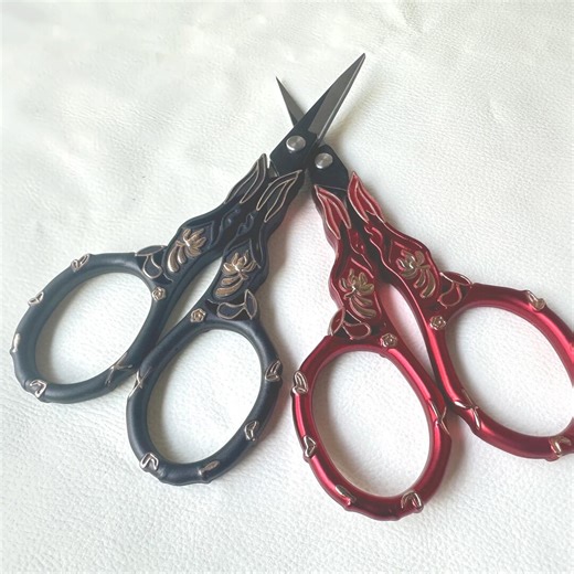 Black and Red Classical Embroidery Scissors.beautiful Sewing Gift or Quilting Gift.antique Vintage Style Quilting Scissors.small Scissors. - Etsy