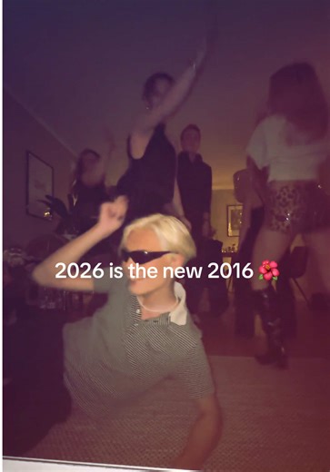 happy new year🩷👯🪸💚😭 #hyperpop #23D #newyear #independent #electropop