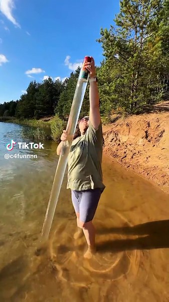 Experimenting with the Bernoulli Principle: A Fascinating Demonstration