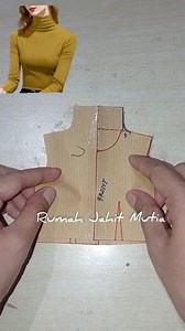 Turtle neck pattern #sew #fashion #fyp #design #sewingpattern #sewingtips #sewingtutorial #sewingtipsandtricks | Ulfa ZuRi