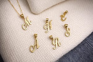 14k or 10k Solid Gold Cursive Initial Necklace, Cursive Initial Pendant, Personalized Gift Alphabet, Cursive Gold Letter Necklace, Stamped - Etsy Canada