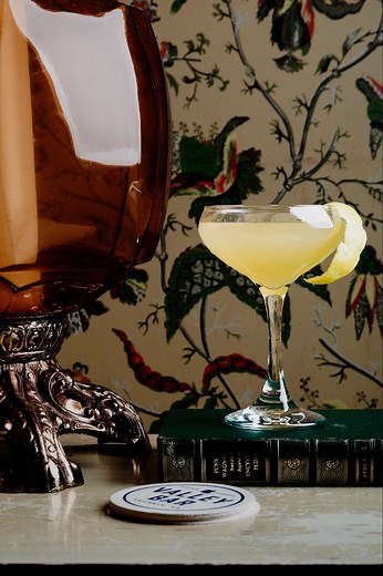 have you met the valley bar classics? find your favorite tonight. open at 6 ✨ • #dtphx • #valleybar • | Valley Bar