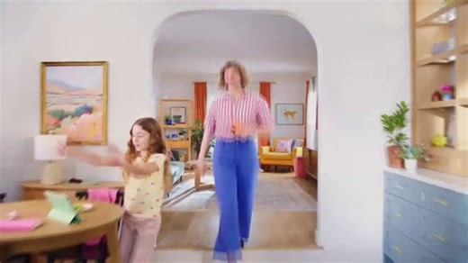 Target TV Spot, 'Delivery When You Want It' Song by Rayelle