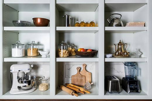 Experts Swear By These Organization Ideas for Keeping Your Pantry Clutter-Free