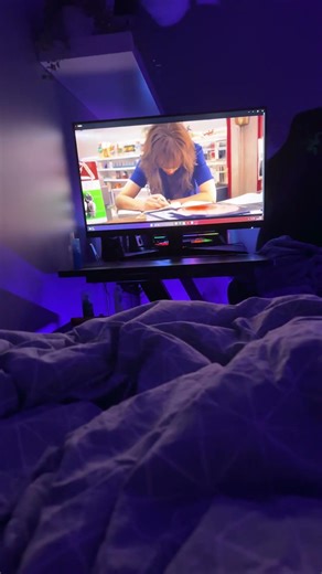 Best setup (Stranger Things)and(bed)