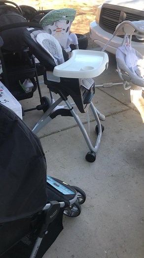 Brand new Baby stuff in the dumpster!!!!#repurposeful #trashtotreasure #dumpsterdiving #trashtocash #treasurehunting