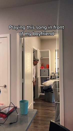 actually a good song😂