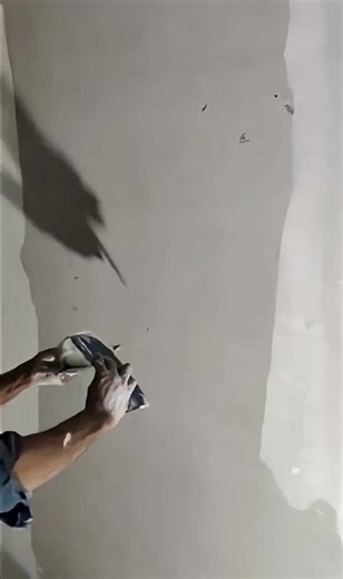 White Cement Wall Techniques for Construction