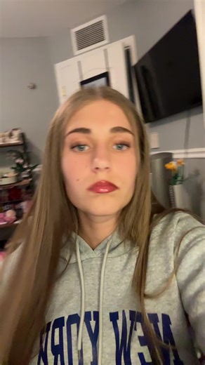 ellie (@elliebellybug)’s videos with original sound - Dr. Bryanlicious2