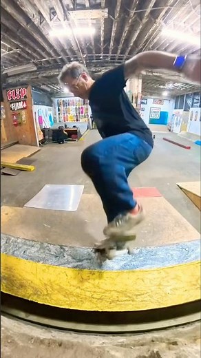 @SK8MAFIATV micro mini back blunt. #oldmanskatesesh
