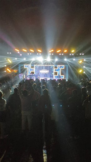 Viky on Instagram: "#lightshow #lightdesign #lightning #lightmaster @vikyyyy__11 #aj light & vedant musical mh"