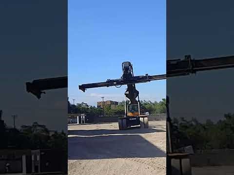 ☆☆☆RS☆☆☆ Reach Stacker Training without borders Handling 40-foot containers with Instructor Pereira