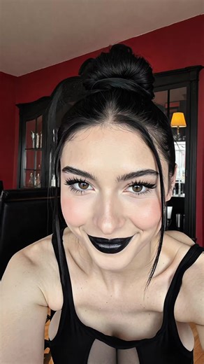 Accidentally Cute Goth Style Inspiration