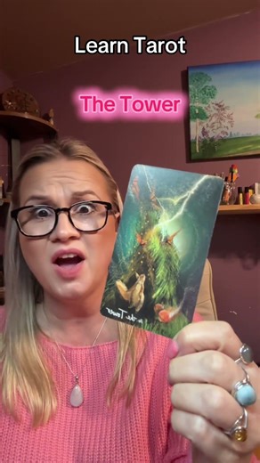 Learn to read tarot with me and see the cards differently #simplytarot #readtarot #learntarot