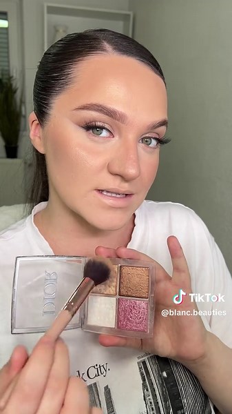 Latte Makeup ☕️ 11. Decembar je tu i ja vam predstavljam ovaj predivni, nježni look. Nadam se da vam se dopada 💋💋💋 #makeup #fyp #beauty #makeupartist #mua