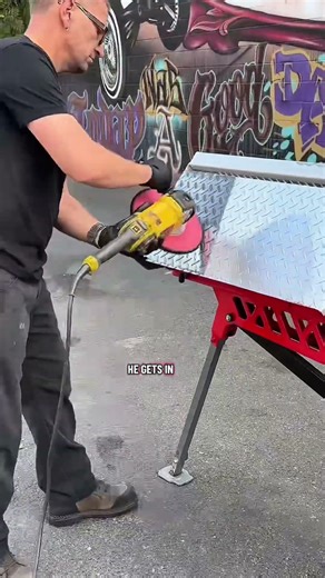 Aluminum diamond plate Polishing