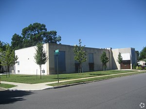 330 Central Ave, Deer Park, NY 11729 | LoopNet