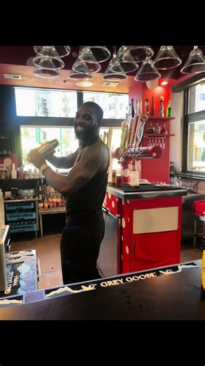 I had such a good time for my birthday! I started my trip @Breakfast Bitch . Vibes were emaculate. The food matched the vibe. Must try in Phoenix! #Brunch #breakfastrestaurant #breakfastbitch #baconbitch