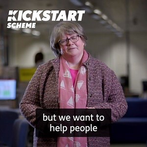 📣Calling employers 💻The £2bn Kickstart scheme is underway, helping people back into work. If you can offer new, 6-month placements to young people, the government will fully fund the position. Find out more and apply www.gov.uk/kickstart | UK Government