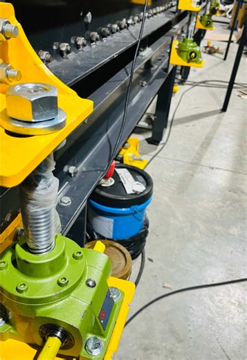 เปลี่ยนระบบปรับขนาด PU FOAM ธรรมดา เป็นแบบยกแท่นอัตโนมัติ#เครื่องรีดผนังไอโซวอลล์ #เทรนด์วันนี้ #เครื่องรีดหลังคาเมทัลชีท #เครื่องรีดหลังคา #พียูโฟม #tiktok #sanwichpanels #บ้านผนังไอโซวอล #เครื่องรีดหลังคาเหล็ก #ฟอลมาฟอลกลับ❤️ #เพื่อนช่วยเพื่อน❤️ #ฟืดด #มาฟอลกลับ❤️ #คนไทยรู้ทัน