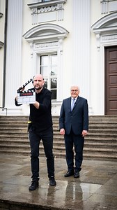 13K views · 378 reactions | Beim traditionellen Sommerinterview von "Berlin direkt" hat Bundespräsident Steinmeier heute die Fragen von Diana Zimmermann beantwortet. Das Interview sehen Sie heute Abend ab 19:10 Uhr im ZDF | Bundespräsident Frank-Walter Steinmeier | Facebook