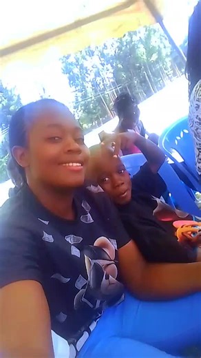 smileyemily935 (@smileyemily8)’s videos with Duduke - Simi