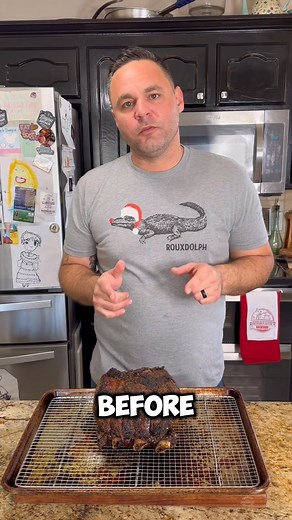 This Prime Rib is proof that simple methods can deliver legendary results 🔥🍖 The secret? A high-heat roast at 500° for 5 minutes per pound, then turn the oven off and walk away. No basting. No babysitting. Just let the residual heat finish the job for a perfectly juicy, tender, medium-rare prime rib every single time. Seasoned simply, rested properly, and served with a rich homemade au jus, this method is as stress-free as it is impressive — a true game-changer for holiday dinners and special 