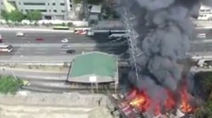 Moment fire causes pylon collapse in the Philippines