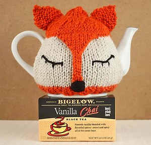 Fox Tea Cosy Knitting Pattern -