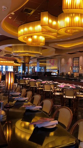 Vivir una fantástica experiencia en cualquiera de nuestras sucursales es un plan que tienes que hacer sí o sí 🙌 #thecheesecakefactory #foodies #dondeir