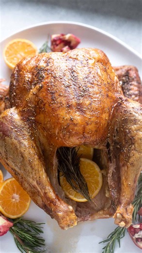 Thanksgiving Planning Guide! 🦃Comment “RECIPE” and subscribe to my newsletter to receive your FREE planner! . I’ve hosted Thanksgiving for over 20 years, so I’m sharing all of my tips and tricks to hosting a stress-free Thanksgiving! You’ll get my tried and true recipes, make ahead tips, menu planner, grocery list, cooking schedule and more! 🧡👏🏻 . If you are already subscribed to my newsletter, you’ll receive the link in your mailbox today. 🥰 . https://flavorthemoments.kit.com/f576507fea | 