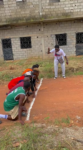 35M views · 10K reactions | Le rapide #viralreel #funny #humour #drolevideos | Pépé officiel | Facebook