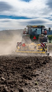 One pass, two depths. TERRADUO DN mounted chisel plough fractures compaction down to 65 cm while loosening the topsoil—cutting passes and diesel. | BEDNAR FMT