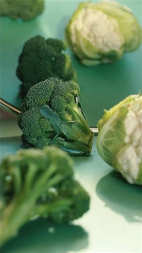 “Cauliflower & Broccoli Growing Secrets 🌱 | Garden Tips That Actually Work!”#shorts