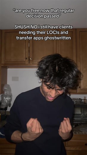 Navigating College Applications with a Ghostwriter