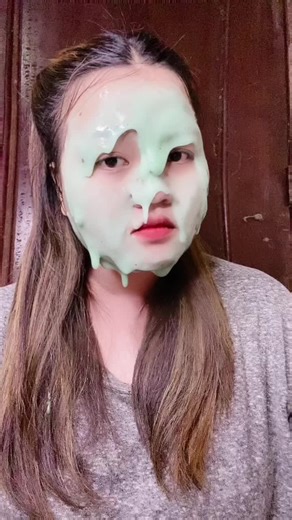 Revitalize Your Skin with Kiwi Fruit Jelly Mask