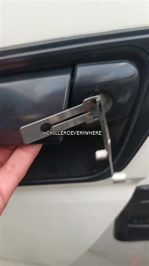 Picked open (naiwan sa loob ang remote/susi): Toyota HiAce commuter at Bocaue Bulacan Open napo ang shop 🫶🏽☕ Chillerong Locksmith service offered: 🔑Master Key Setting 🔑Duplicate 🔑Key Fabrication 🔑Unlock All Types of Locks safe 🔑Vault Opening 🔑Car key remote programming and duplication 🔑Opening of accidental lock Door,Car,Padlock,Safety Vault etc.. 🔑Master key setting of same kind of lock 🔑Key fabrication and change key combination 🔑Car lock,Pad lock,Safe Vault,Key duplication etc.. �