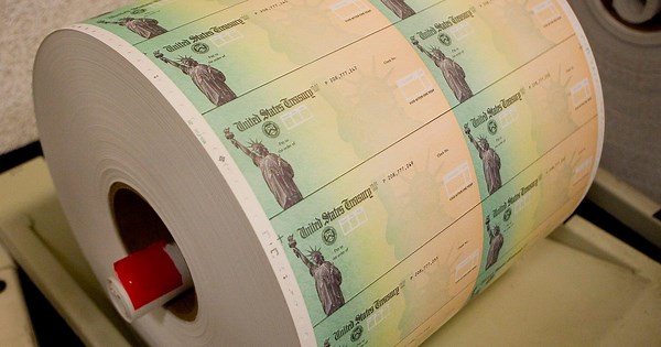 Stimulus payment March 2026, IRS direct deposit relief, tariff dividend & tax refund fact check