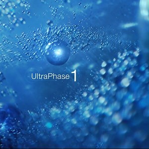 Notre système de dosage automatique TwinDos est idéal pour éliminer les taches tout en prenant soin de votre linge. Que votre garde robe soit plutôt blanche immaculée, haute en couleur ou sombre, gardez vos vêtements plus longtemps ! | Miele