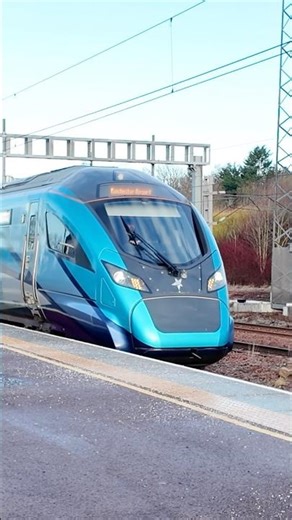 Transpennine Express Class 397 Nova 2 Glasgow Central to Manchester Airport at Carstairs #wcml