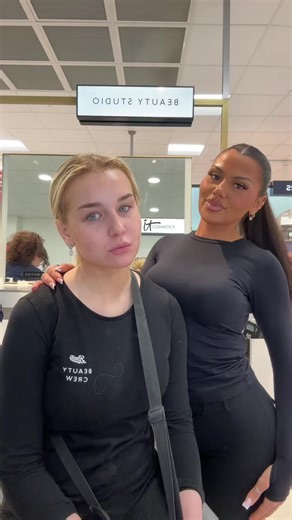 Doing Friends' Makeup Before Work: Tutorial & Tips