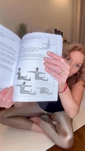 𝑩𝒓𝒐𝒐𝒌𝒆 𝑺𝒊𝒍𝒆𝒓 | Pilates Educator c. 1994 on Instagram: "🤔 What’s EXTRA NEW in this edition… An exciting-new chapter that explores the strengthening and lengthening benefits of incorporating pandiculation - The tensing, releasing and relaxing of muscles - espoused by Joe - to discharge muscular tension and foster mobility. I explain pandiculation’s essential role in your neuromuscular health and how it unlocks more of Pilates’ benefits. 💪 I offer explanations and instructions for how 