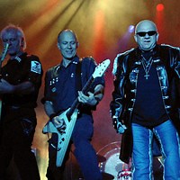 Letra de Down And Out - Accept