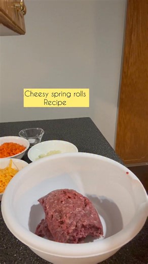 Easy and simple homemade spring rolls recipe that you can make anytime. #recipe #comfortfood #lumpiangshanghai | Gloria Sato